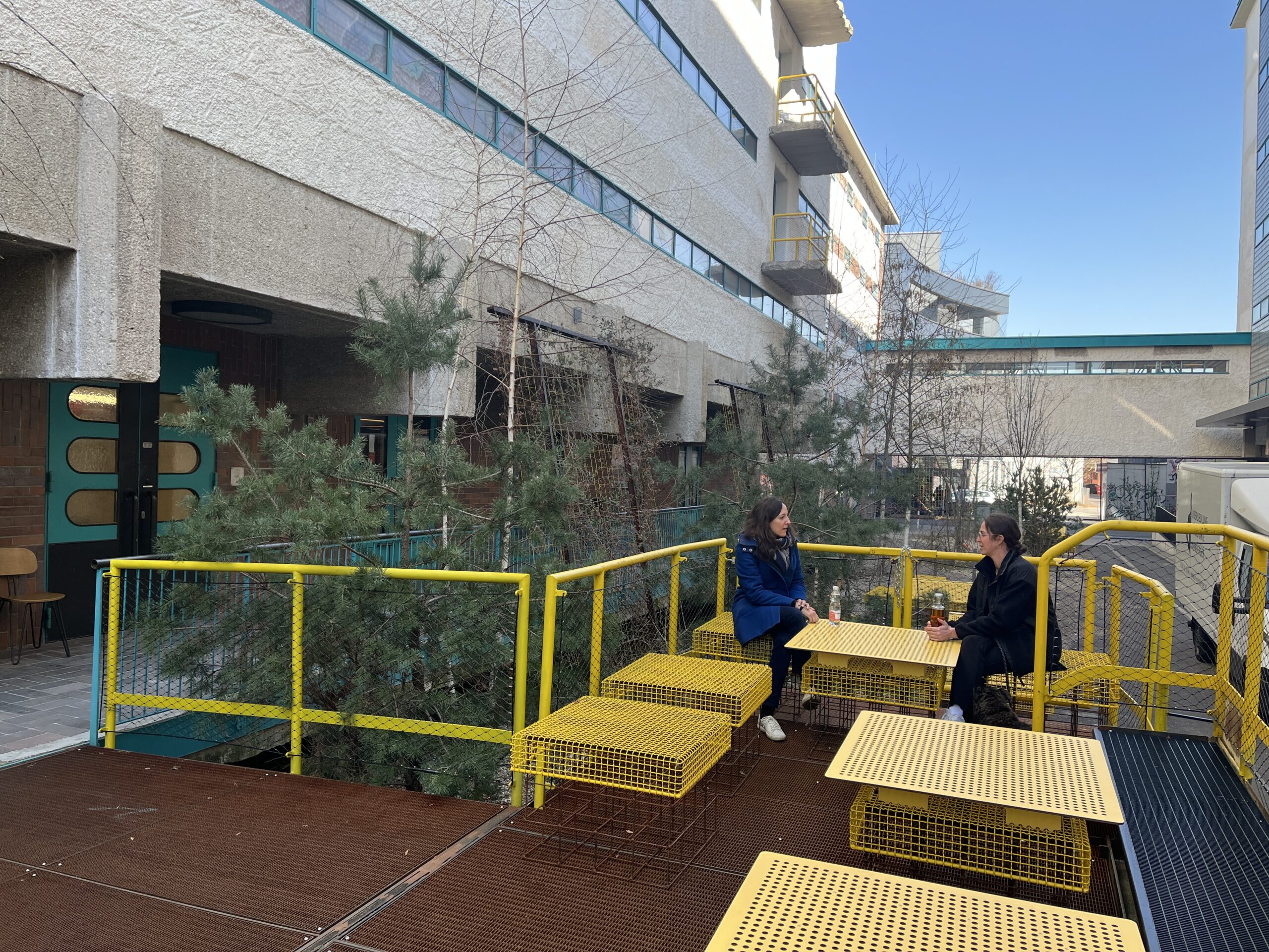 Tabakfabrik Linz | Konsumfreie Zone in der Tabakfabrik: Neue Möbel in ...